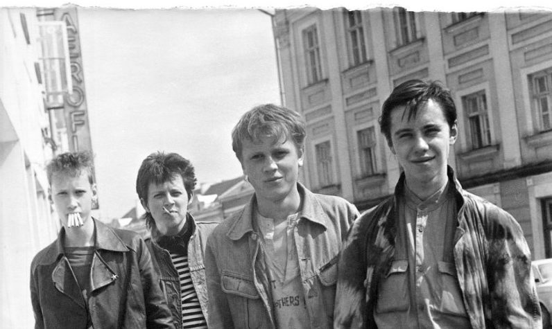 Avaleht - VENNASKOND